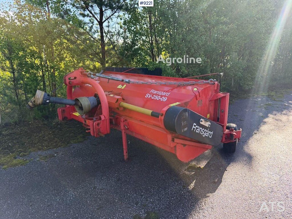 Fransgård SV-250-09 trakasti formirač otkosa