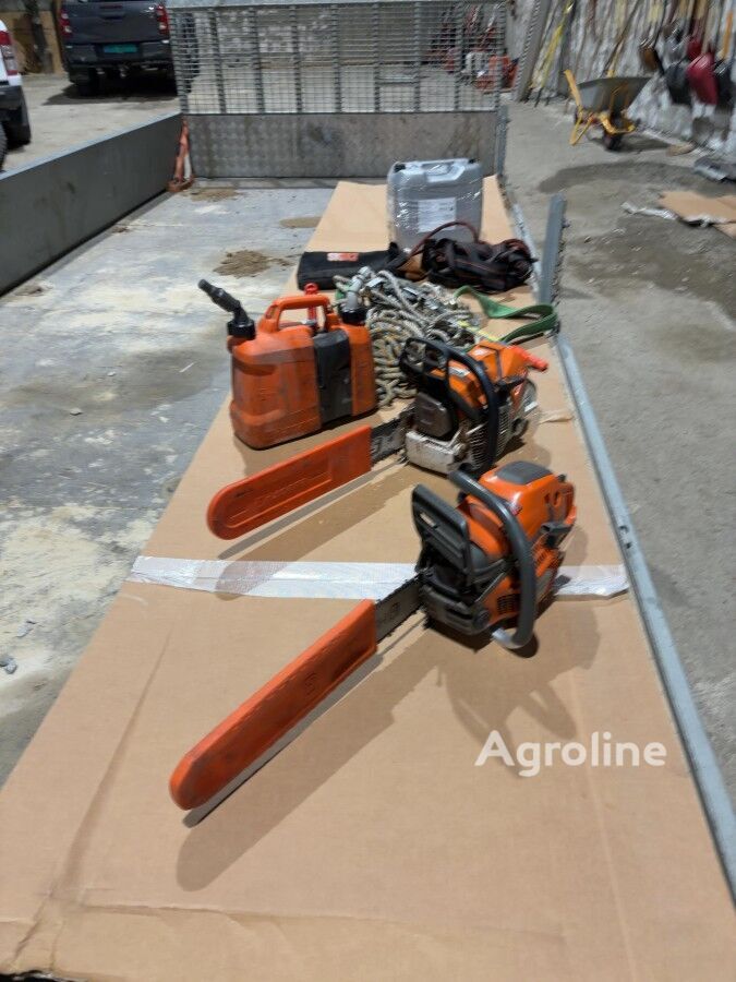 Prodaje se Husqvarna Husqarna & Stihl Husqarna 550 XPG & Stihl MS500i, 20 liter sagkj benzinsku motornu testeru na aukciji