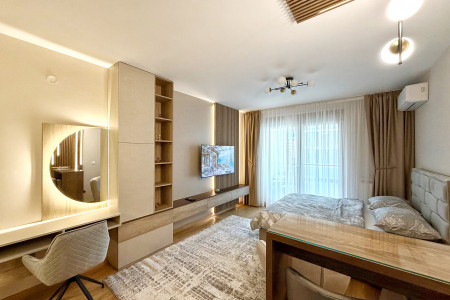Premium City West I