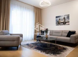 Izdavanje Stan - Beograd, Vračar: Hram Svetog Save - Neimar - Čubura