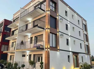 Prodaja Stan - Beograd, Surčin Centar