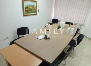 Izdavanje Lokal - Novi Sad, Grbavica