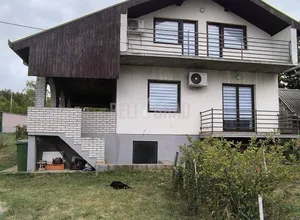 Prodaja Vila - Beograd, Čukarica: Velika Moštanica - Ostružnica - Umka