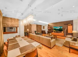 Izdavanje Stan - Beograd, Novi Beograd: Paviljoni - Pariske komune - Ikarus