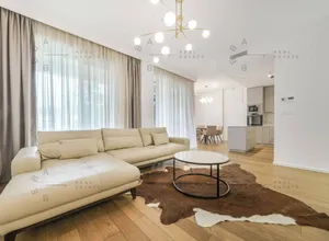 Izdavanje Stan - Beograd, Savski Venac: Dedinje