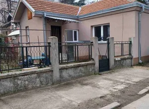 Prodaja Vila - Niš, Palilula: Bubanj - Pasi Poljana - Lalinac