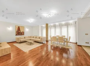 Izdavanje Stan - Beograd, Vračar: Kalenić - Slavija - Cvetni Trg