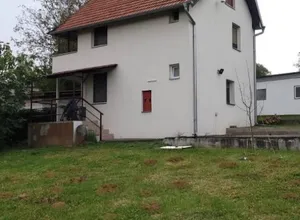 Prodaja Kuća - Inđija, Centar