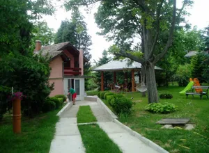 Prodaja Vila - Irig, Centar