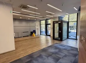Izdavanje Lokal - Beograd, Zvezdara: Lipov lad