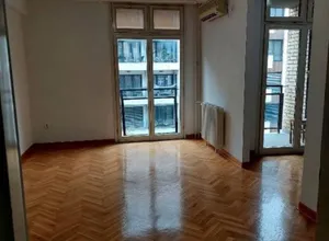 Izdavanje Lokal - Beograd, Savski Venac: Klinički centar - Kneza Milosa