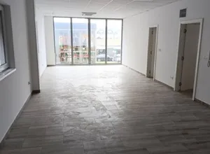 Izdavanje Lokal - Beograd, Palilula: Krnjača - Kotež - Ovča