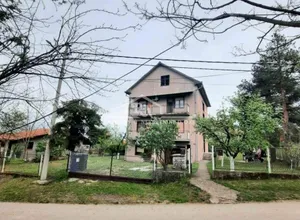 Prodaja Vila - Beograd, Čukarica: Velika Moštanica - Ostružnica - Umka