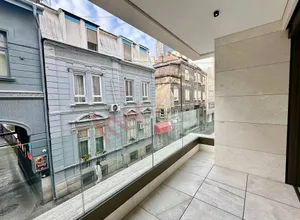 Izdavanje Stan - Beograd