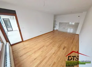 Prodaja Stan - Niš, Medijana: Bulevar Nemanjića - Dom zdravlja - Bulevar zona III