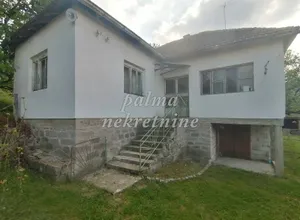 Prodaja Vila - Knić