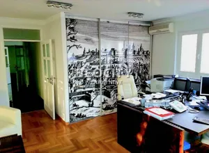 Prodaja Lokal - Beograd, Voždovac: Šumice