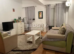 Prodaja Stan - Novi Sad, Kej
