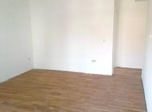 Prodaja Stan - Beograd, Surčin Centar