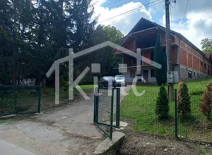 Prodaja Vila - Niš, Medijana: Bulevar Nemanjića - Dom zdravlja - Bulevar zona III