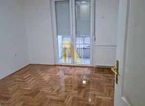 Izdavanje Lokal - Novi Sad, Podbara - Savina