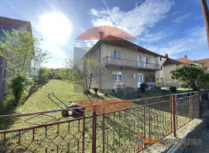 Prodaja Vila - Beograd, Čukarica: Velika Moštanica - Ostružnica - Umka