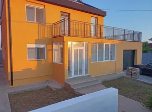 Prodaja Vila - Beograd, Surčin: Bečmen - Dobanovci - Radiofar