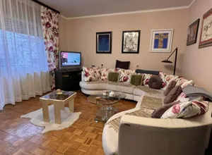 Prodaja Vila - Jagodina