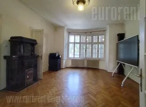 Izdavanje Vila - Beograd, Voždovac: Voždovačka crkva - FON - Saobraćajni fakultet