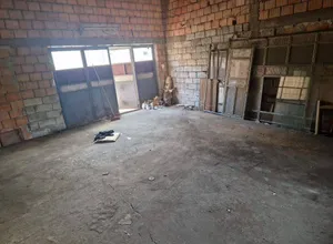 Izdavanje Magacin - Beograd, Zvezdara: Kluz - Zeleno brdo - Olimp