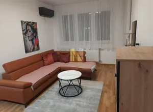 Izdavanje Stan - Novi Sad