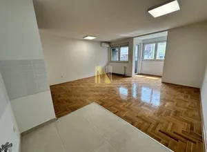 Izdavanje Lokal - Novi Sad