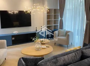 Izdavanje Stan - Beograd, Vračar: Hram Svetog Save - Neimar - Čubura