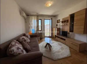 Izdavanje Stan - Beograd, Palilula Centar - Tašmajdan - Pravni fakultet