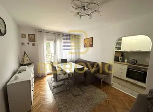 Izdavanje Stan - Beograd