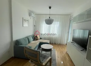 Izdavanje Stan - Novi Sad