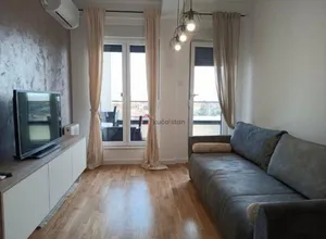 Izdavanje Stan - Novi Sad