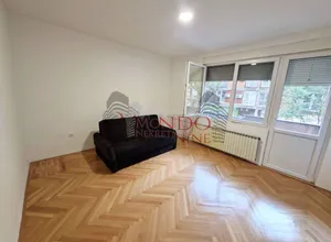Izdavanje Kancelarija - Niš, Medijana: Centar - Marger