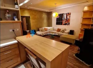 Izdavanje Stan - Beograd, Vračar: Kalenić - Slavija - Cvetni Trg