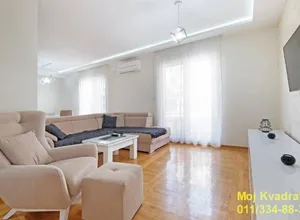 Izdavanje Stan - Beograd, Zvezdara: Bulbulder - Slavujev Venac