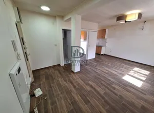 Izdavanje Lokal - Niš, Medijana: Bulevar Nemanjića - Dom zdravlja - Bulevar zona III