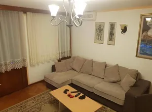 Izdavanje Stan - Beograd