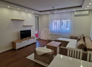 Izdavanje Stan - Novi Sad, Salajka