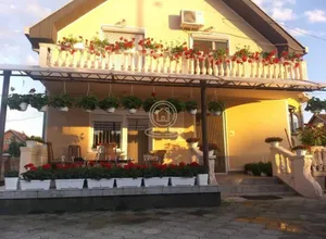 Prodaja Vila - Beograd, Obrenovac Centar