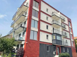 Prodaja Stan - Beograd, Surčin Centar