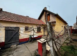 Prodaja Kuća - Inđija