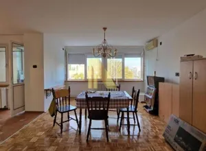 Izdavanje Lokal - Novi Sad
