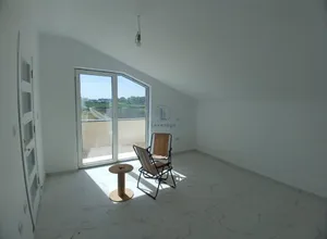 Izdavanje Magacin - Stara Pazova, Nova Pazova