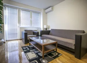 Izdavanje Stan - Beograd