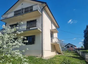 Prodaja Stan - Beograd, Barajevo Centar